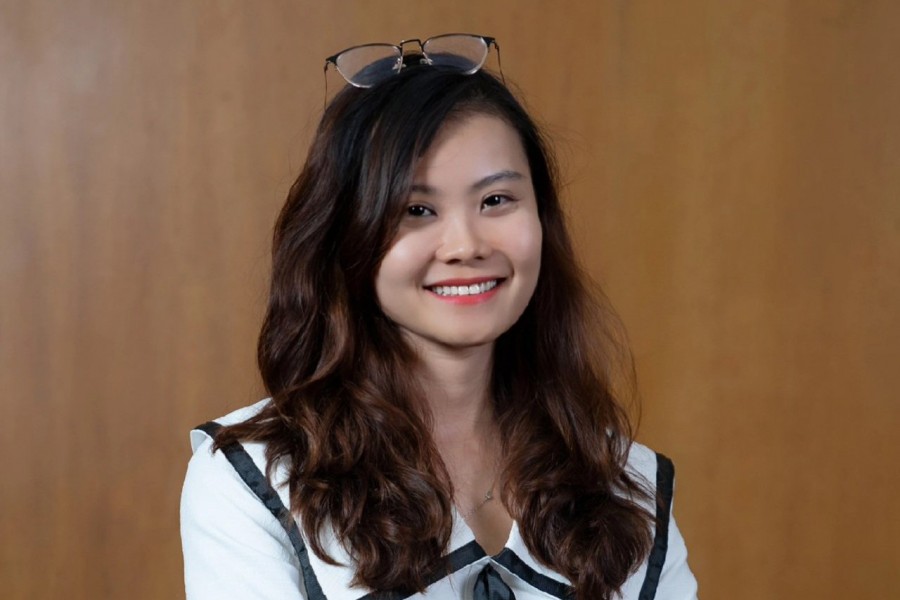 Trần Kim Oanh - đóa hoa tuổi trẻ bung nở nơi xứ người - Magazine